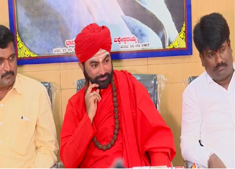 VACHANANADA SWAMIJI CALLED MLA IS JOKER AND COMEDIAN: ಕಾಮಿಡಿಯನ್ – ಜೋಕರ್ ...
